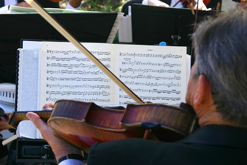 The therapeutic and health benefits of learning to play an instrument